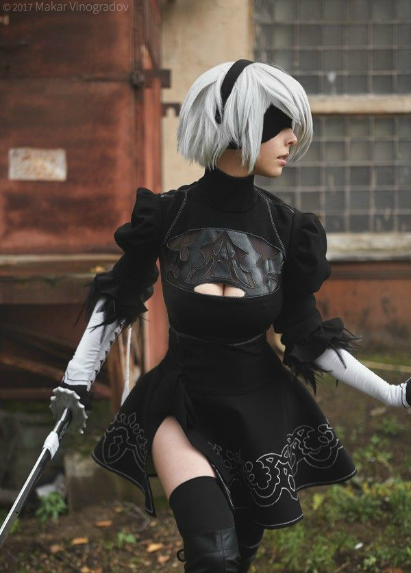 2b姐绝对是现在COS界的新宠