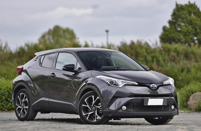 小型SUV的“多事之秋”: 广汽丰田CH-R上市, 全方位秒杀缤智!-新浪汽车