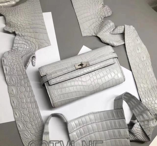 包包的设计灵感来自各种艺术|包包|灵感|水桶包_新浪新闻