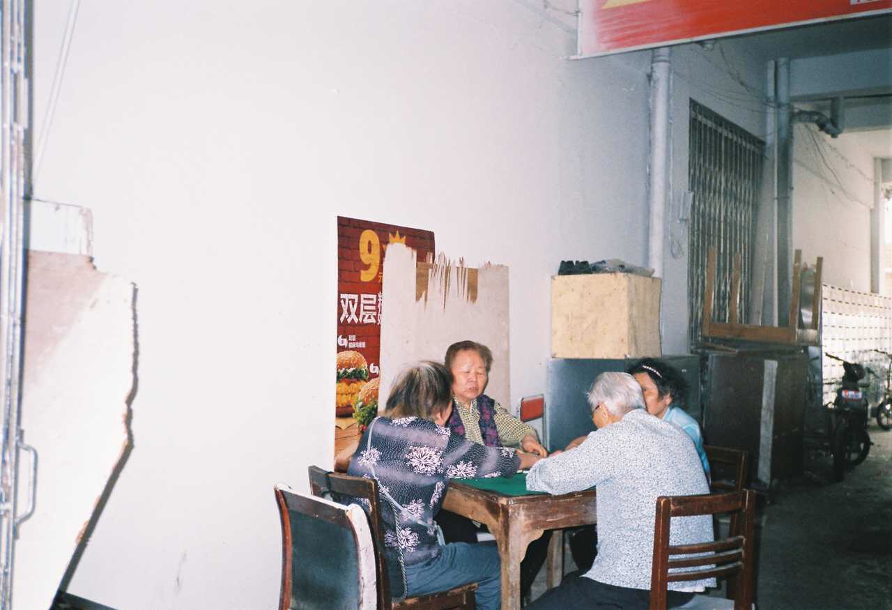 摄友： 相机：宾得pg50胶卷：富士c200冲扫：|富士|冲扫|摄友_新浪新闻