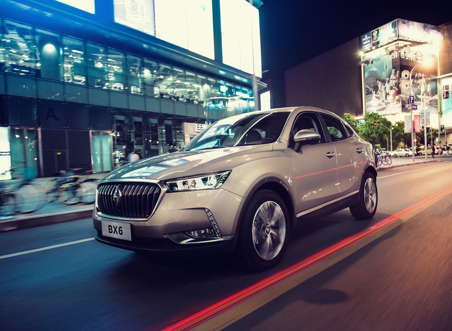 与BBA称兄道弟，20万能买轿跑SUV！结果网友看外观：差劲太多！-新浪汽车