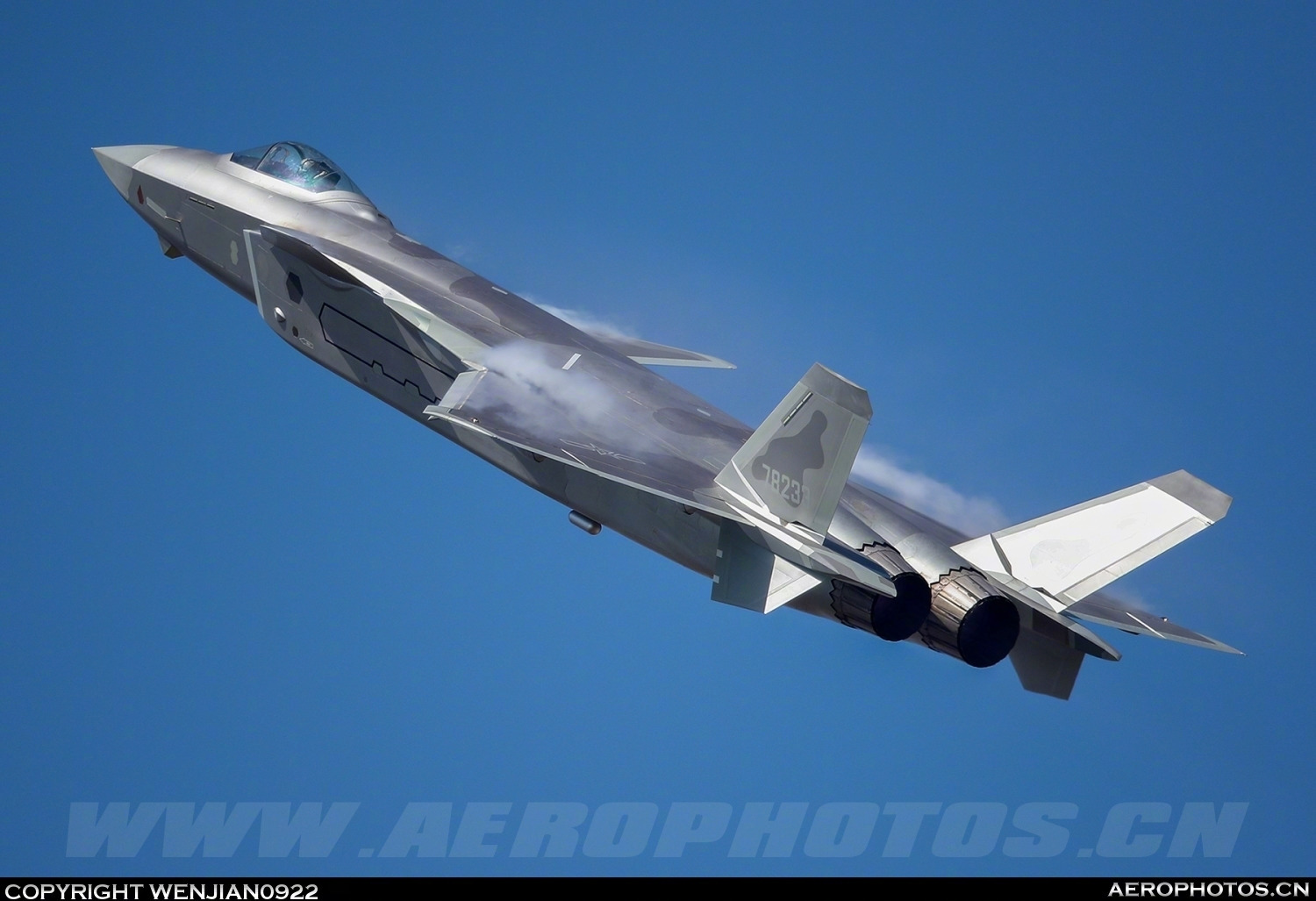 图库搜集的J20精选 各种高清自取|图库_新浪新闻