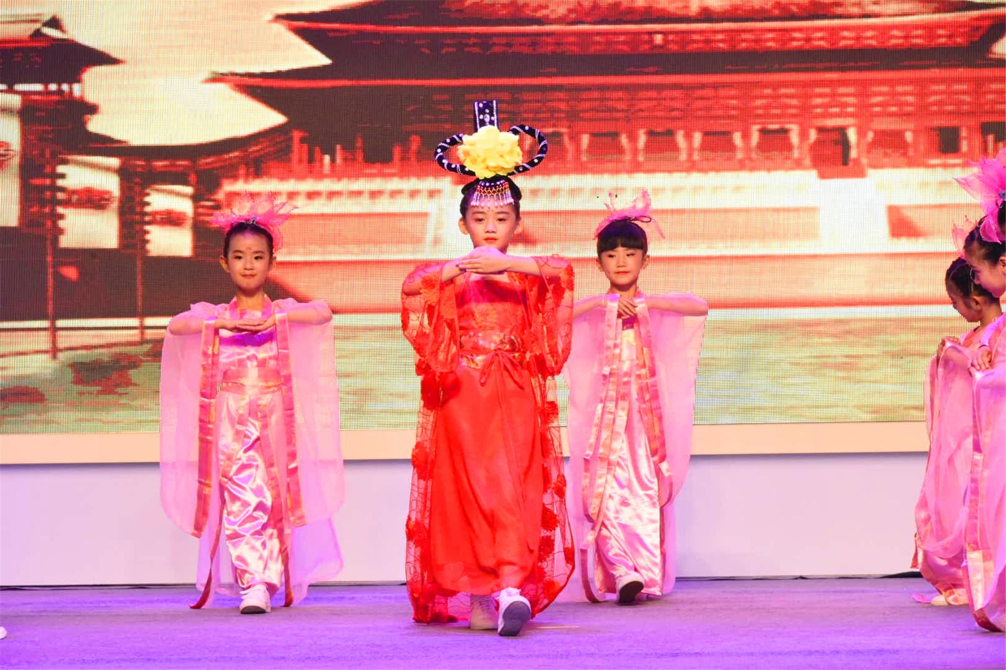 2018童心童礼少儿礼仪大赛圆满成功