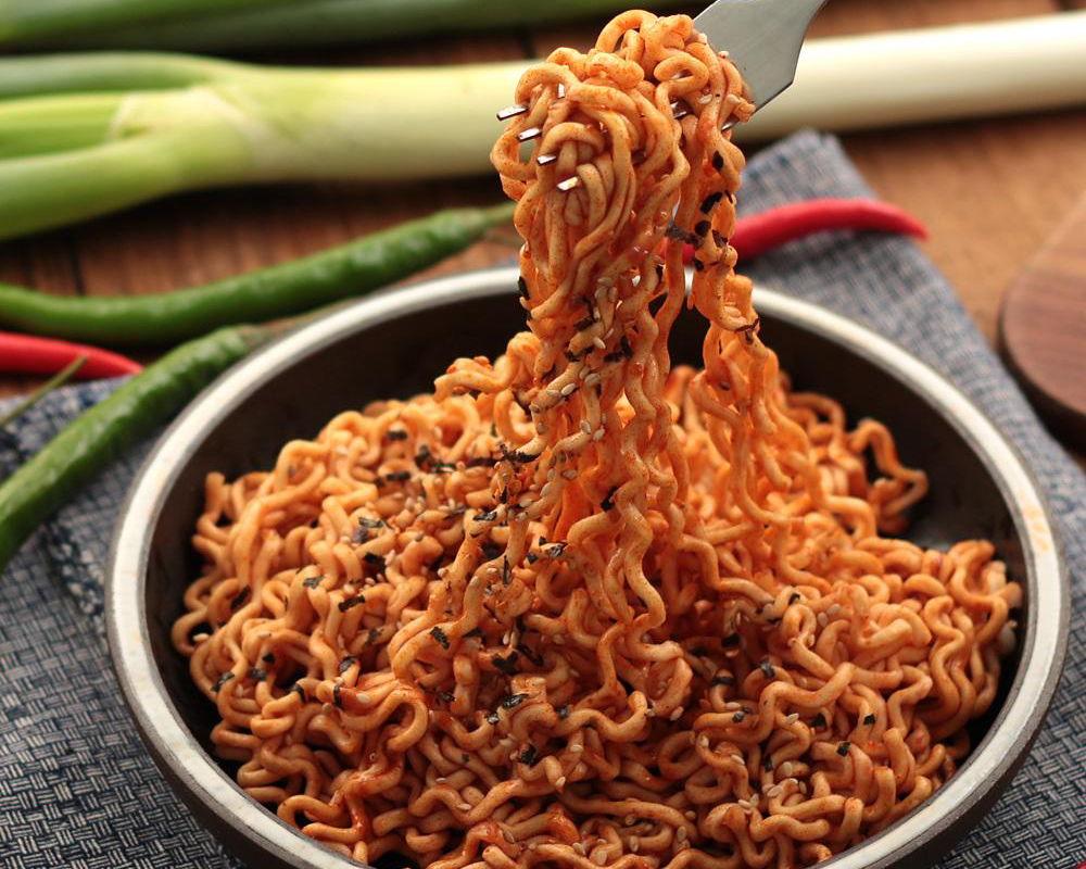 火鸡面加了它，味道醇厚，香而不辣，绝对是道让你能接受的美食！|火鸡|美食|芝士_新浪新闻