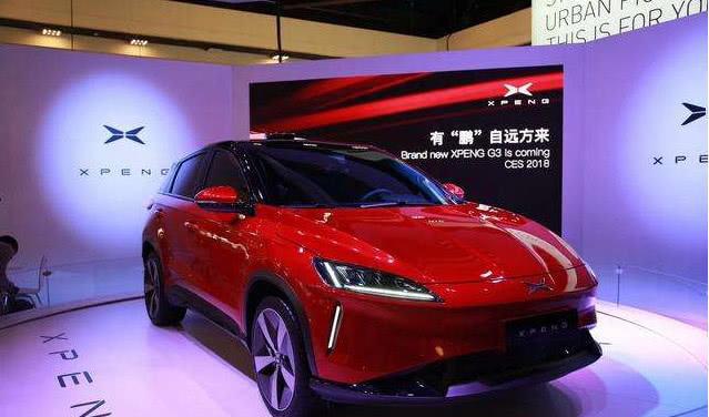 国产的“特斯拉”，售价亲民，尽显科技感，配360°环视车顶相机-新浪汽车