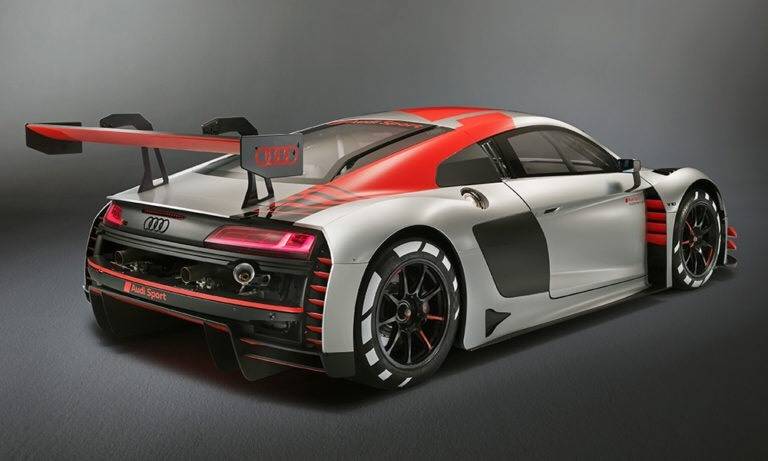 奥迪R8 LMS GT3 EVO 赛车发布、空气动力学进行了较大的优化-新浪汽车