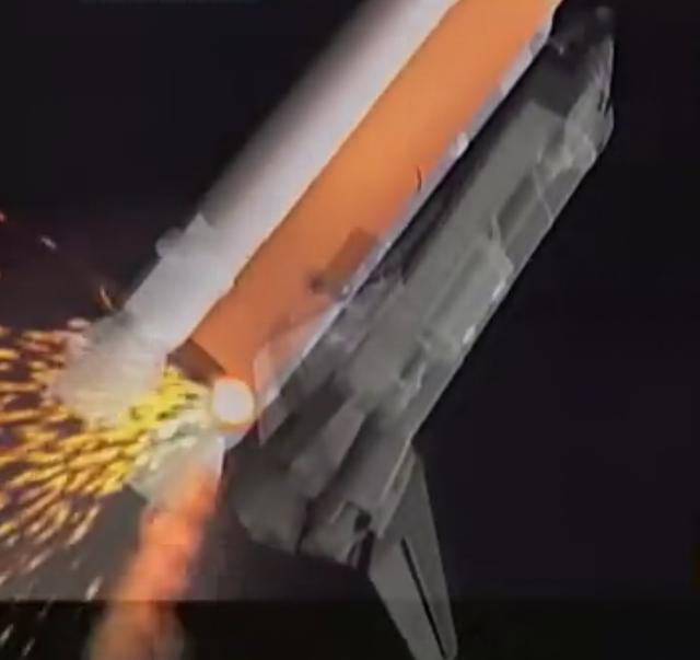 挑战者号航天飞机爆炸全面解密, 只因一个密封圈, 葬送7名宇航员|爆炸|航天飞机|宇航员_新浪新闻