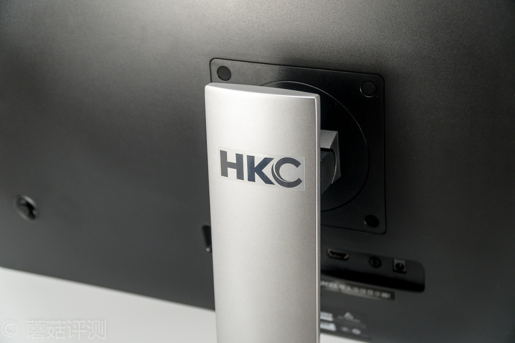 性价比修图显示器——HKC T7000钻石版 开箱体验