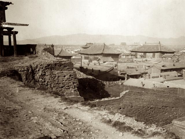 山西1937年10月，日军侵占下的大同古城