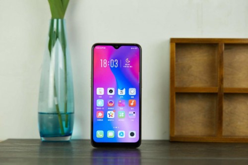 轻旗舰OPPO A7上手：颜值实力具备，续航强劲让人惊喜|旗舰|续航|吃鸡_新浪新闻