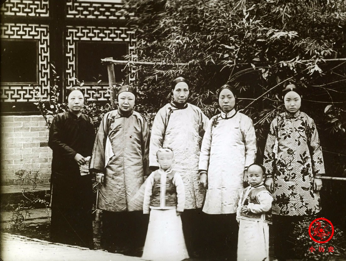 晚清北方女子老照片 打破人们对“古典美女”的印象|大拉翅|女子|满族_新浪新闻