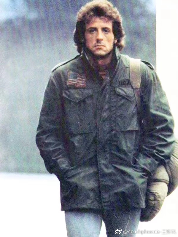 m65，喜欢的不得了，还差一件m65皮衣和一辆印第安纳。