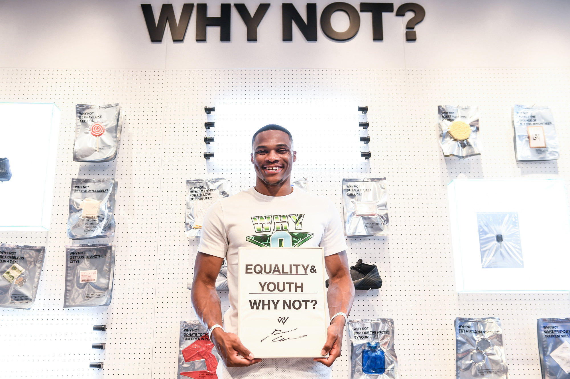 高清：why not！威斯布鲁克中国行|威斯布鲁克_新浪新闻