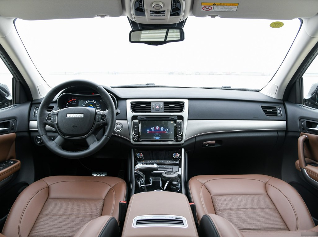 哈弗H8 8AT+奔驰GLE底盘，用料做工胜过Q5，奈何无人识货-新浪汽车