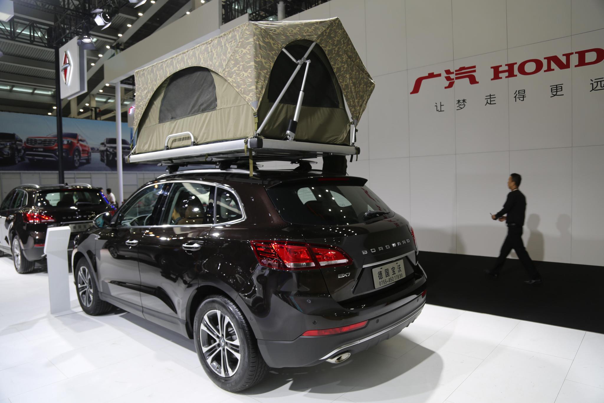 宝沃汽车-宝沃BX7，20万级别宽体SUV，车展实拍！-新浪汽车