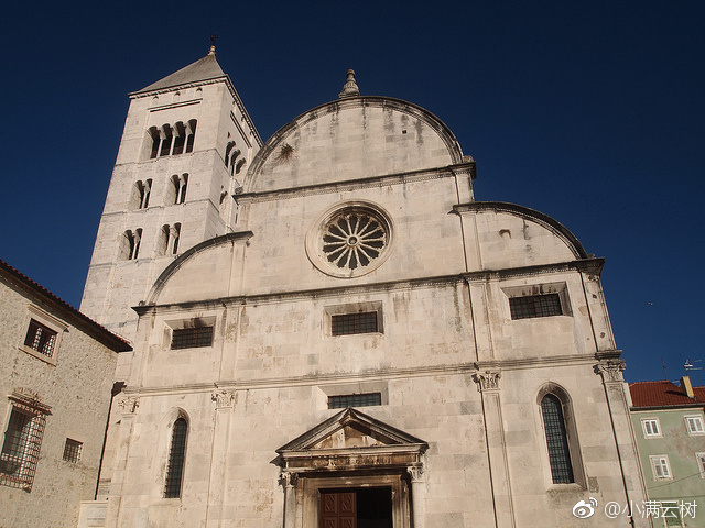 扎达尔(Zadar)位于亚得里亚海沿岸|扎达尔|亚得里亚海|克罗地亚_新浪新闻