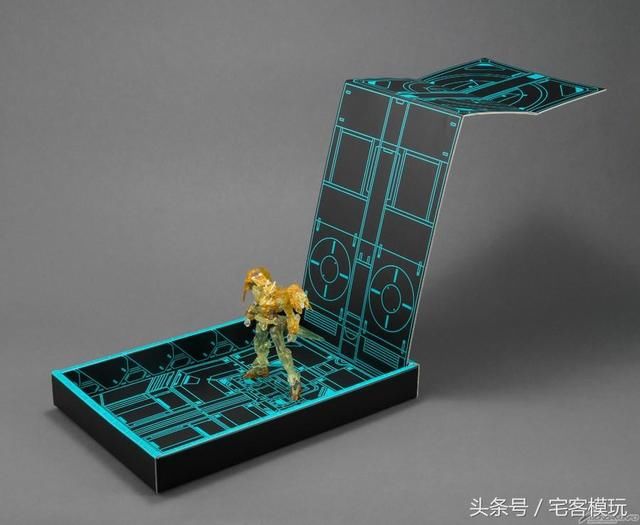 资讯:高达创形者BD Box1豪华版附带HG 1\/144