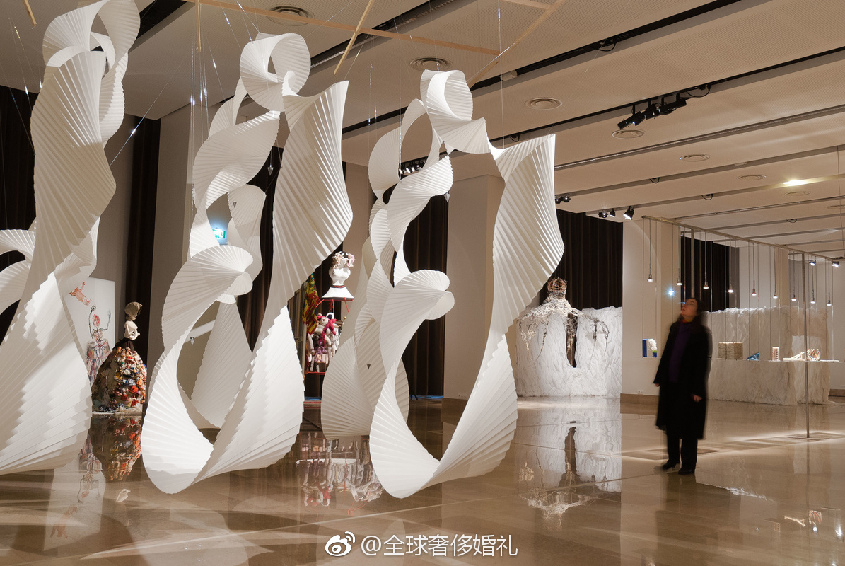 神奇的纸艺雕塑，来自艺术家Richard Sweeney|雕塑|艺术家|纸艺_新浪新闻