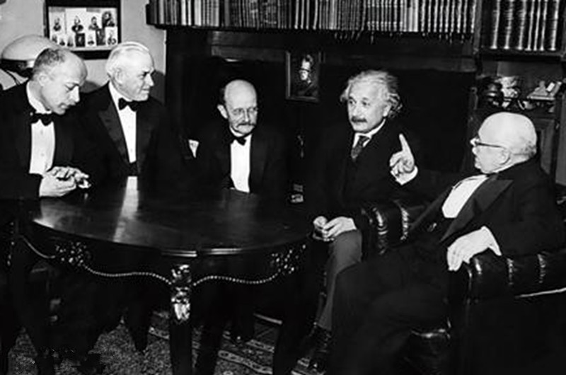 爱因斯坦是唯一的“伟大”？马上看看这组老照片，免得被人笑话！