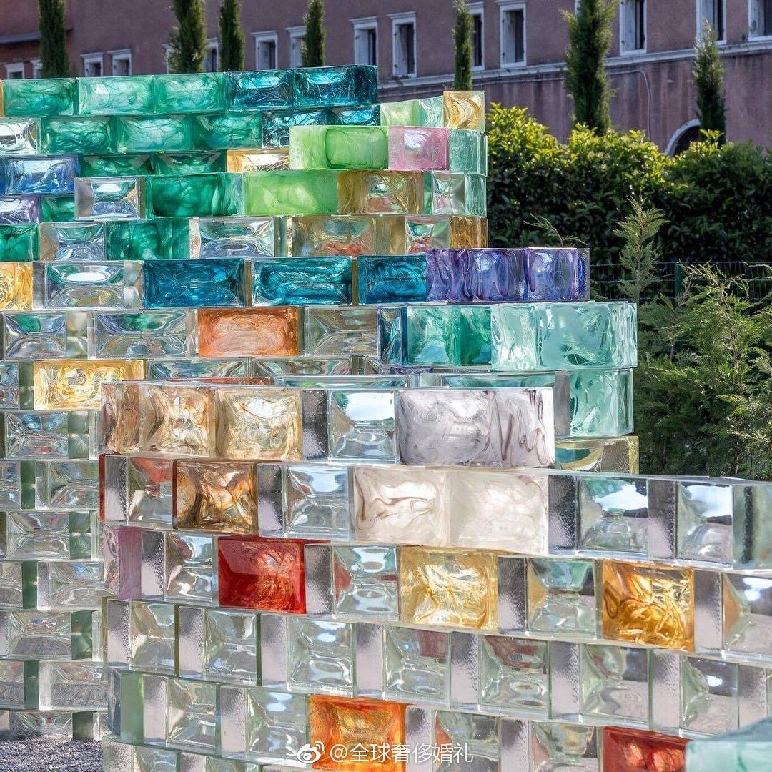 美国艺术家Pae White的作品