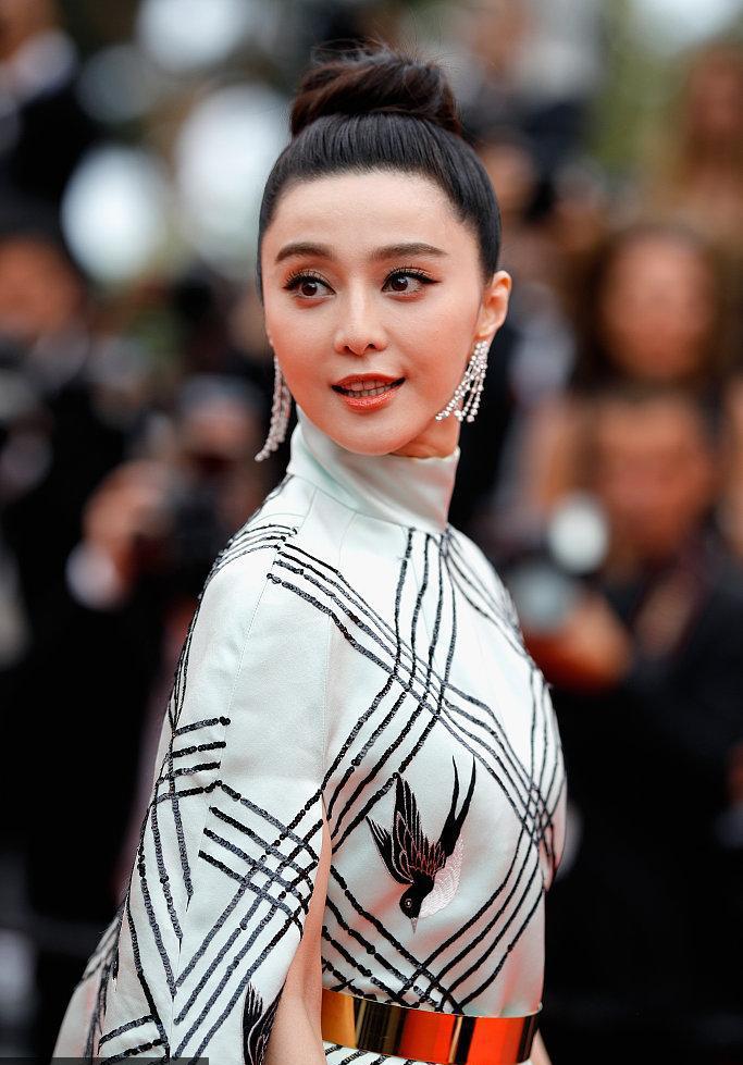 戛纳评委范冰冰再度出击红毯电晕老外|范冰冰|戛纳|视觉中国_新浪新闻