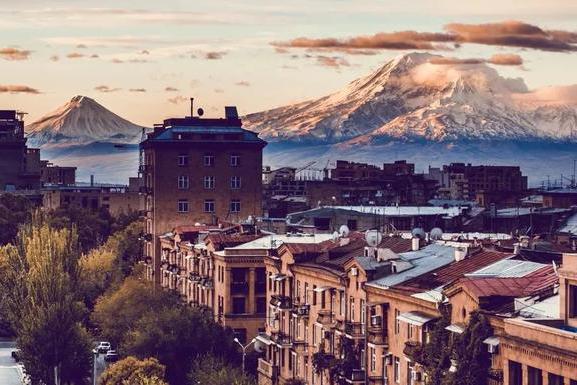 今天！这个高加索国家将正式对中国公民免签！申根签证涨价在即|涨价|亚美尼亚|高加索_新浪新闻