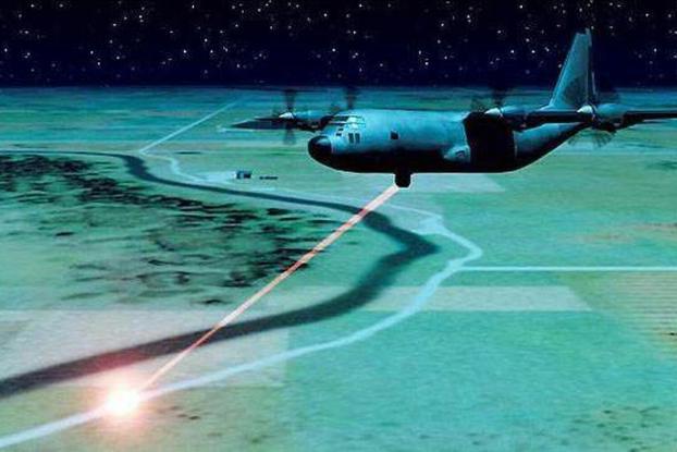 中国超级激光武器出世 打人精准还抗揍！数千公里之外导弹烧成灰|激光武器|导弹|武器_新浪新闻