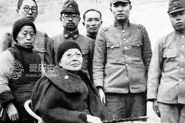 南京伪政权成立时庆祝的热闹场面 汪精卫四姐罕见露面|游行|汪精卫|政权_新浪新闻