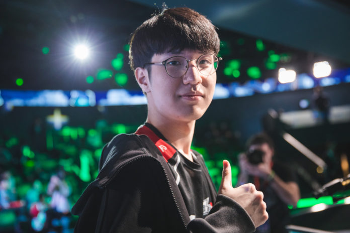 EDG上单Ray谈自己去向：在中国或国外，未来很迷茫|赛区|粉丝|春季赛_新浪新闻