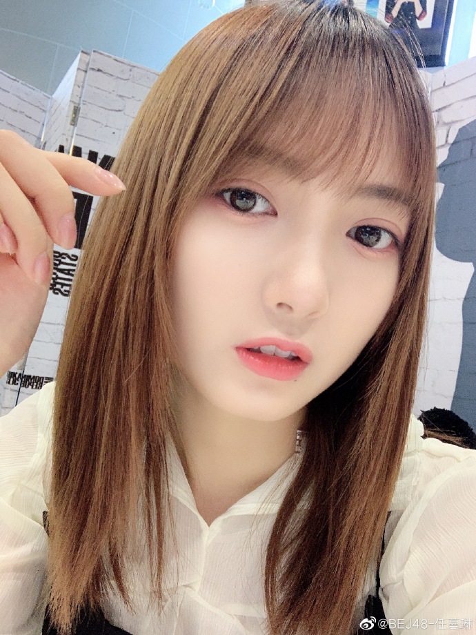 偶像女团BEJ48任蔓琳美少女写真可爱美照欣赏