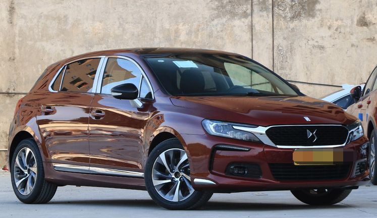 这台DS 4S，线条圆润又流畅，使得整个车富有年轻时尚的气息！