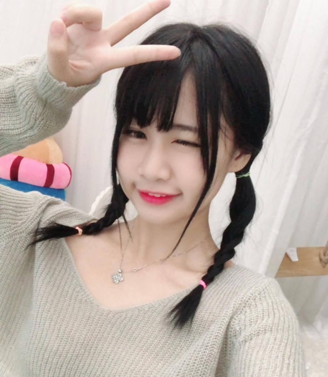 日本小妹妹,爱cos清纯可人,友友们喜欢吗