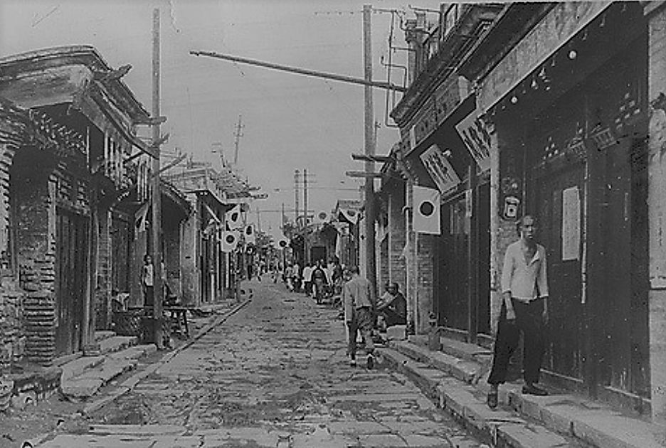 淞沪会战中的老照片：日军轰炸上海下的灾难之景|日军|会战|拍摄_新浪新闻