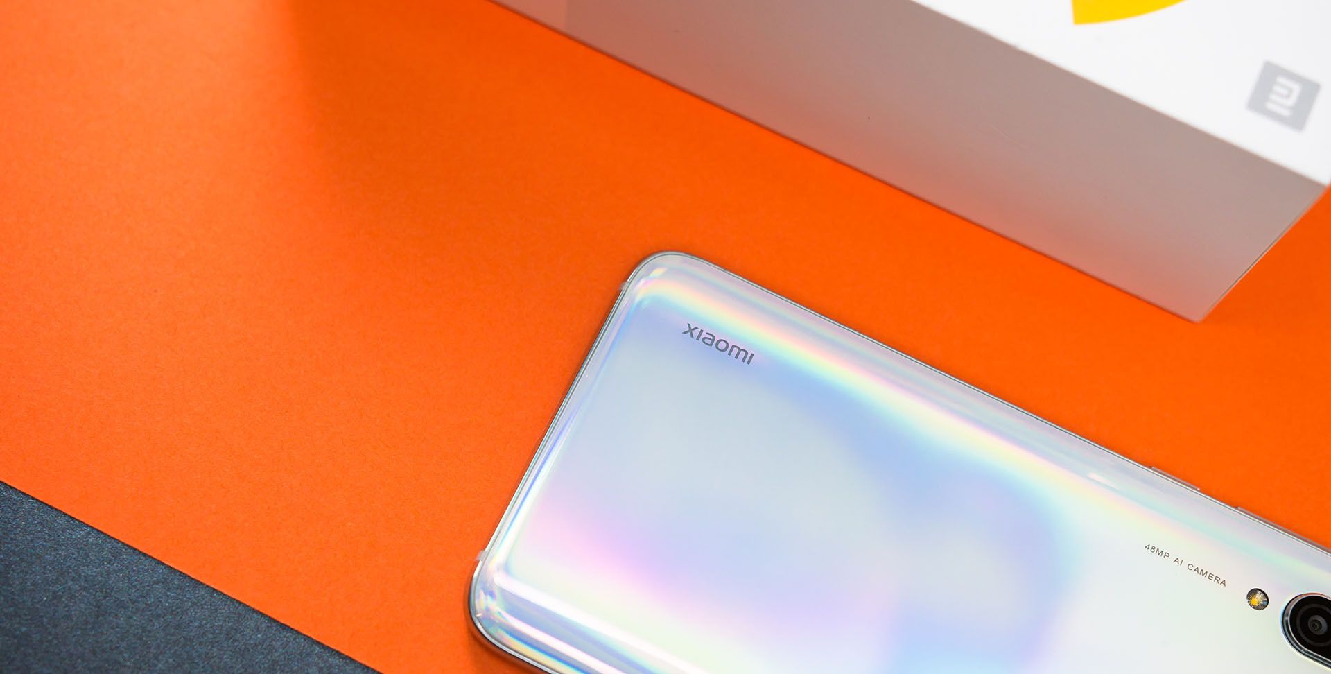 小米CC9图集欣赏：白得细致，透心清凉__财经头条