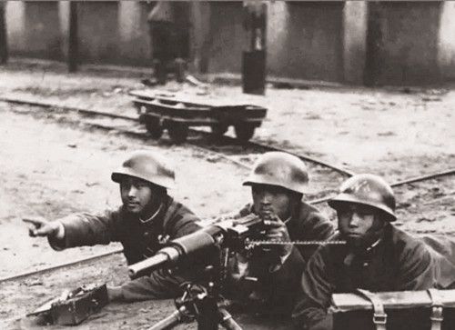 老照片：1937年8月，国民党部队参加淞沪会战的6张珍贵历史影像|会战|国民党|日军_新浪新闻