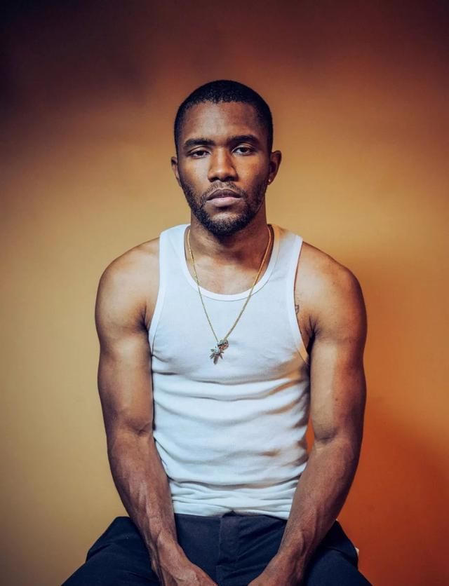 乐坛巨星Frank Ocean拿下PRADA，真正的蓝血王子！|巨星|专辑|面孔_新浪新闻