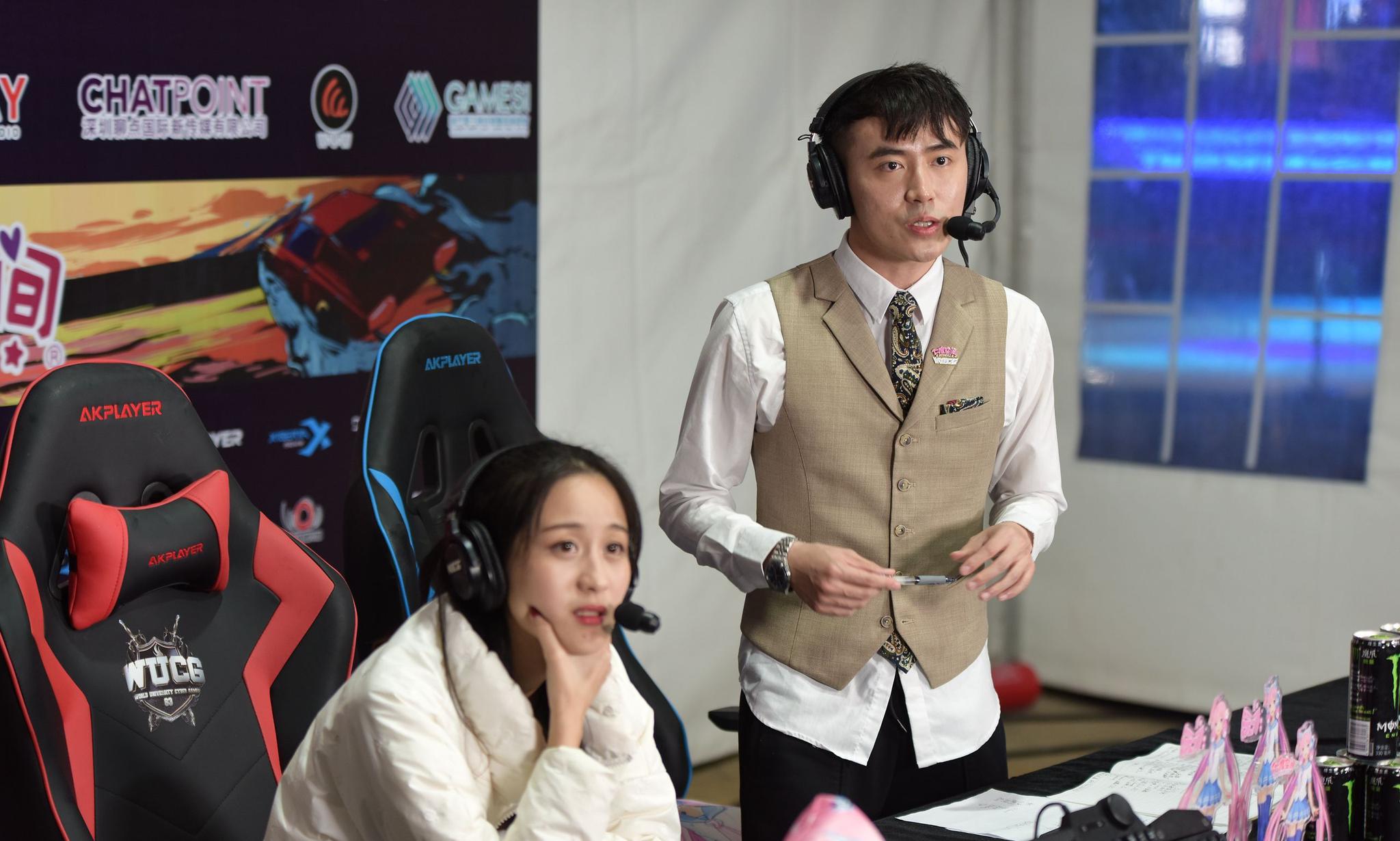 英雄联盟：决战到凌晨四点！集美大学获得WUCG全球总决赛冠军！|集美大学|麦考瑞|参赛_新浪新闻