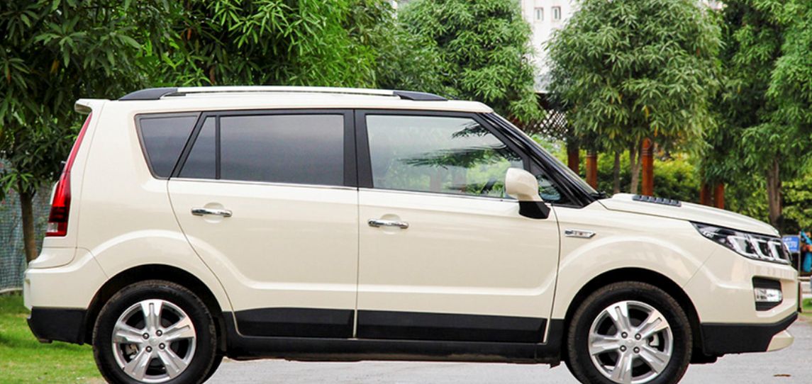 中兴GX3的外观整体大气、美观、时尚，车身修长，开着也不错