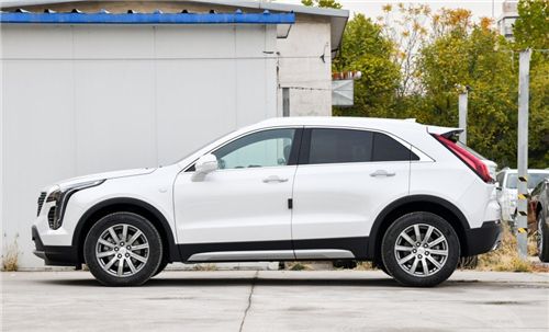 凯迪拉克XT4：外观设计很豪华，回头率超高