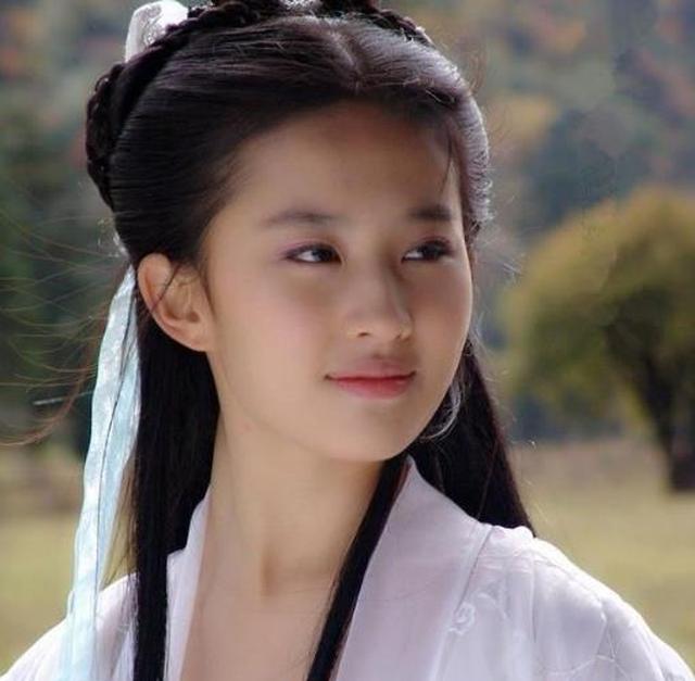 神雕侠侣，三个版本的小龙女睡吊绳，差距一目了然，她的难度最大|小龙女|神雕侠侣|陈妍希_新浪新闻