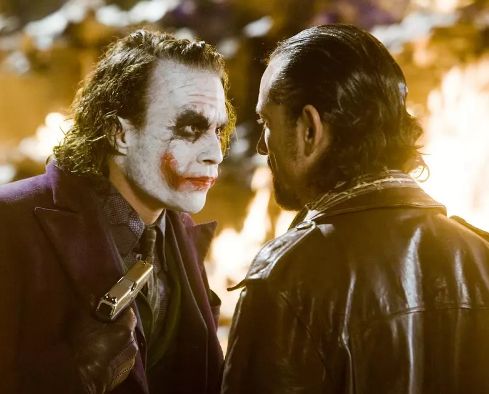 希斯莱杰，他扮演的小丑深入人心，这16个幕后故事你可能并不清楚