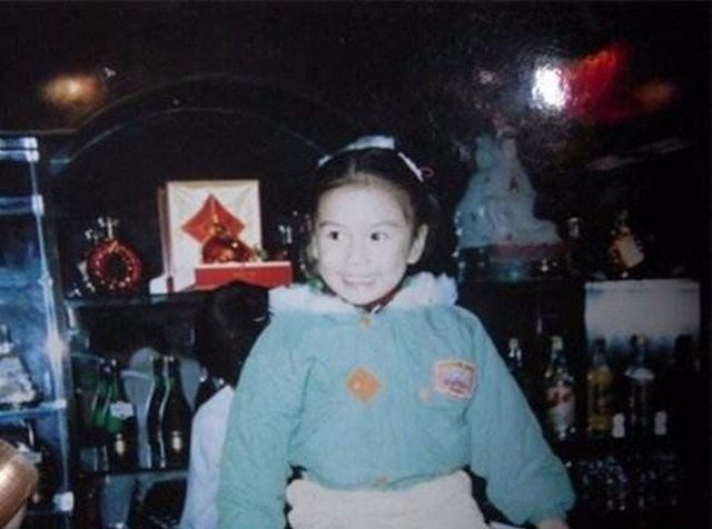 Angelababy颜值巅峰让人惊艳，如今三十岁依旧美的动人