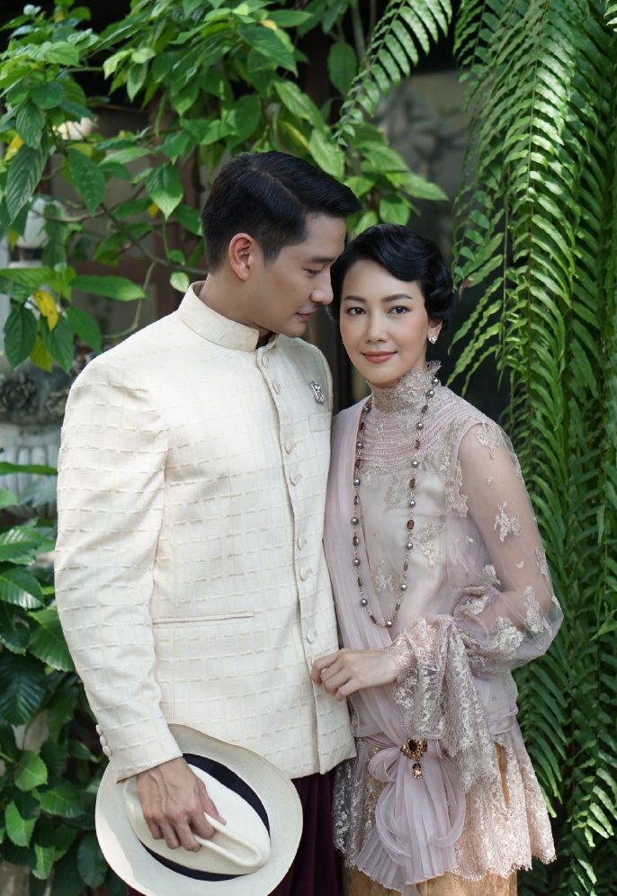 泰剧初心Pong和Noon再度同框 身穿传统泰服别具古典韵味