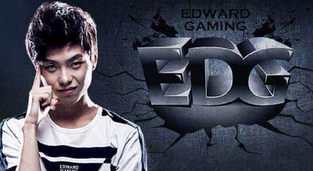 盘点英雄联盟S2到S7赛季，LPL诞生的顶级上单，你认识几个？|英雄联盟|草莓|战队_新浪新闻