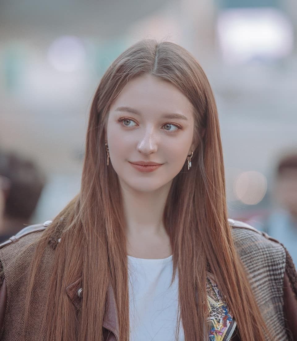 Angelina Danilova韩国时装周掠影，这是什么神仙颜？|时装周|神仙|韩国_新浪新闻