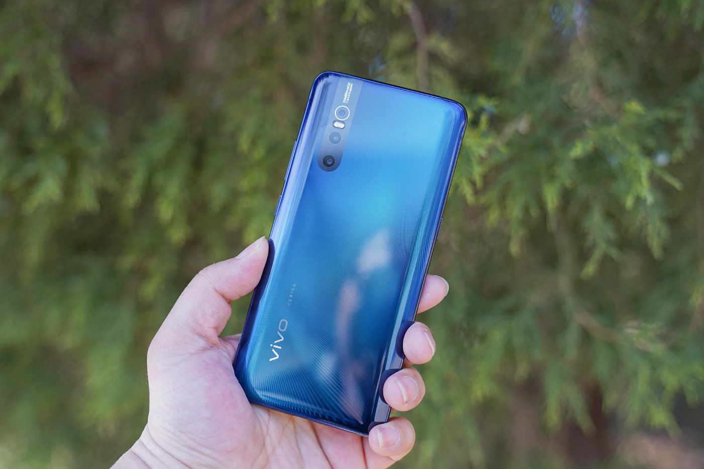 最新高端手机销量排行：小米落选，华为P30 Pro仅排第四，第一？__财经头条