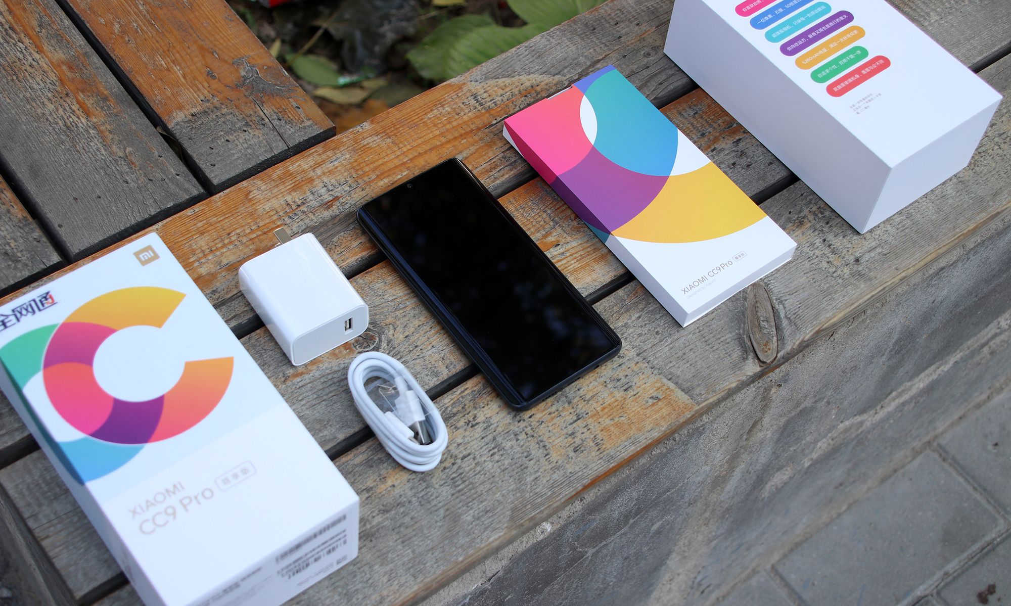 小米CC9 Pro首发开箱图赏 五摄一亿像素比肩华为屠榜DxO__财经头条