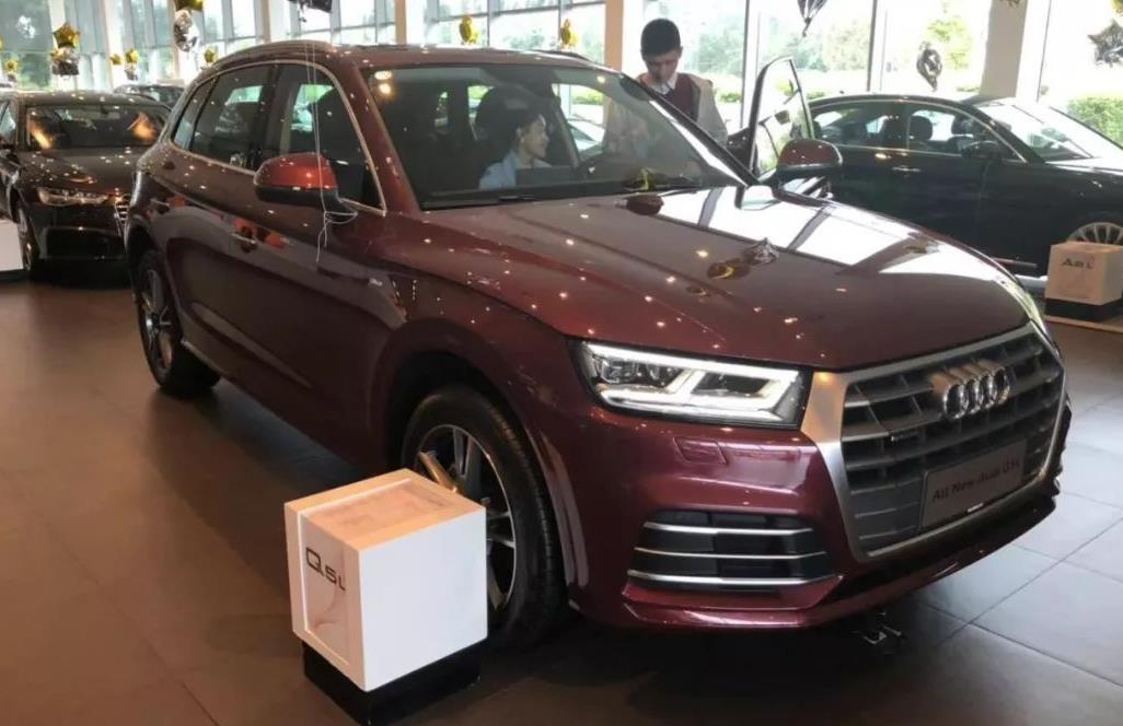 30万左右预算，奔驰C260L、奥迪Q5L谁更值得买？