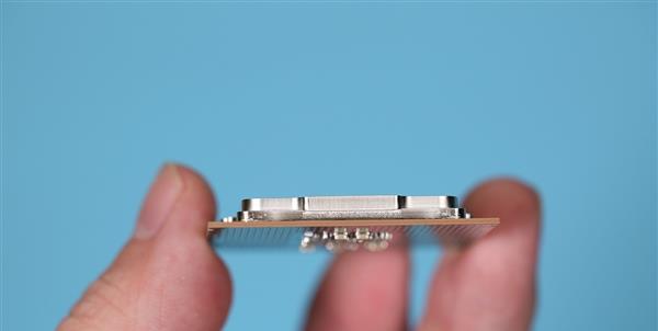 i3超频真罕见！Intel酷睿i3-9350K图赏__财经头条