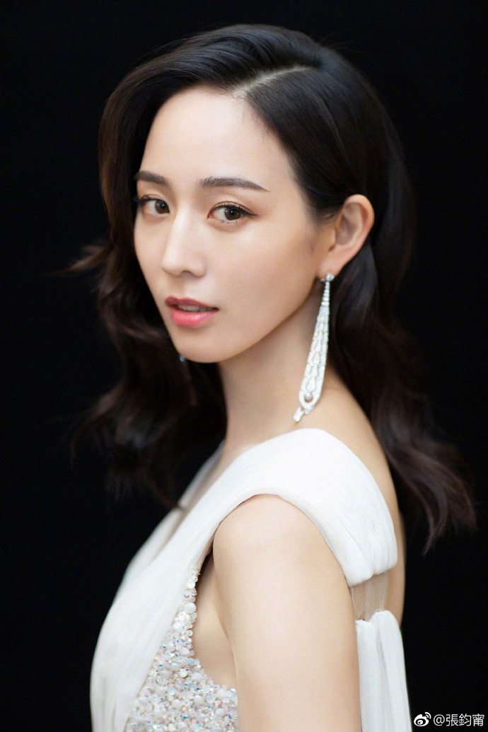 中国台湾女演员女明星張鈞甯迷人写真美照